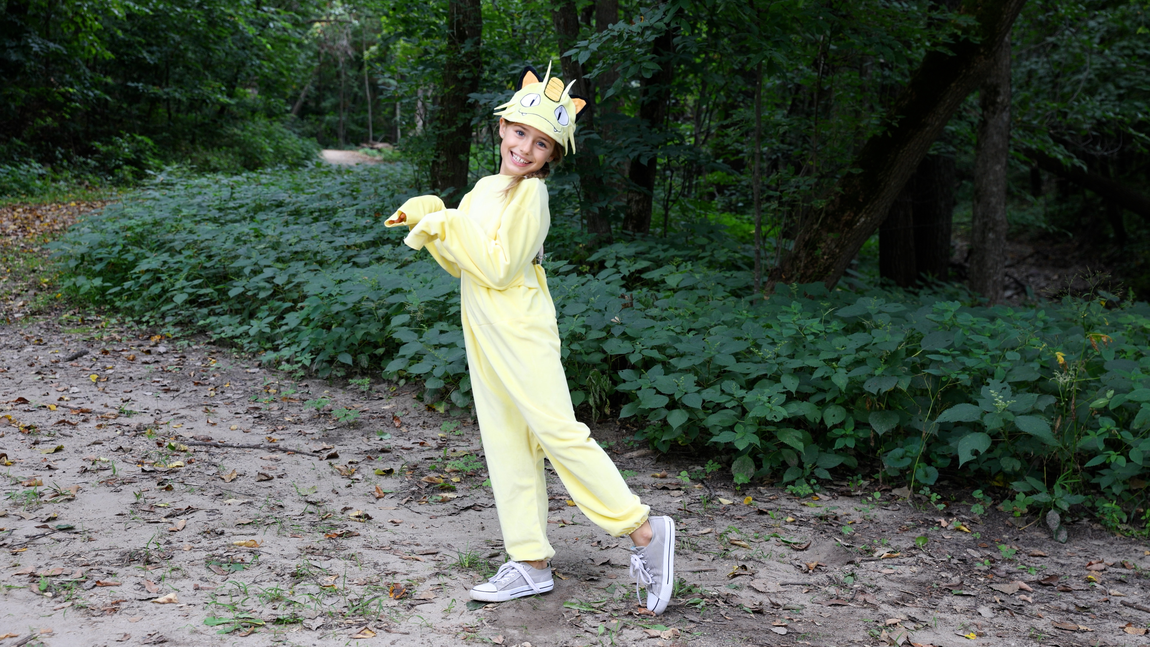 Child Deluxe Pokémon Meowth Costume | Pokemon Costumes