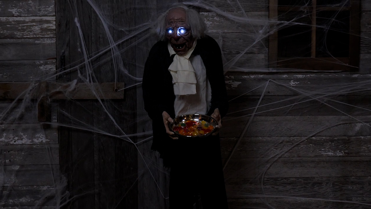 5FT Animated Old Man Butler Greeting Decoration - Scream Saver ...